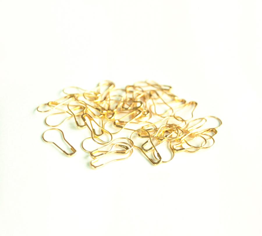 Snag Free Pins - Gold – Kyaari Fashion